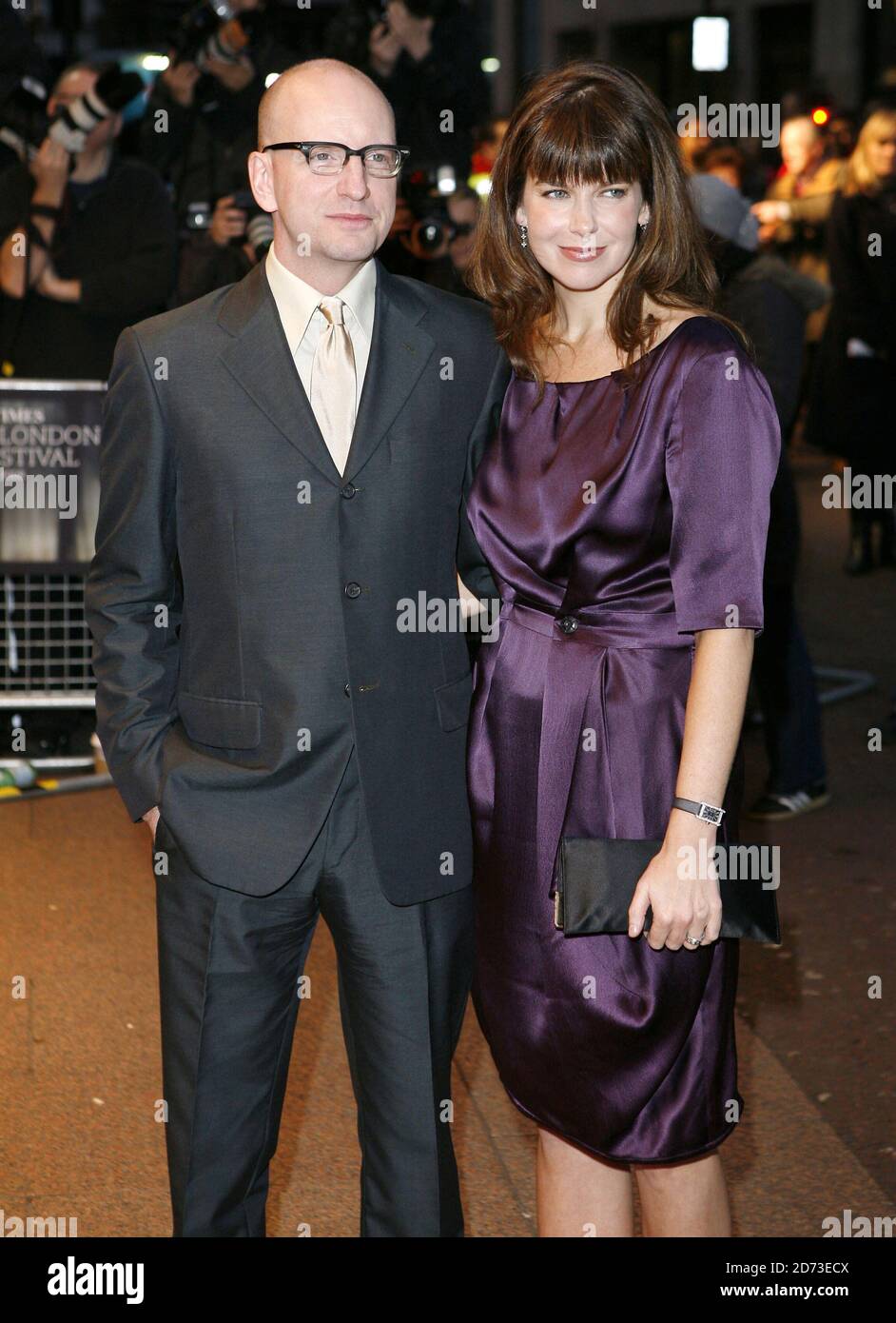 Steven Soderbergh and wife Jules Anser arrive at the premiere of Che ...