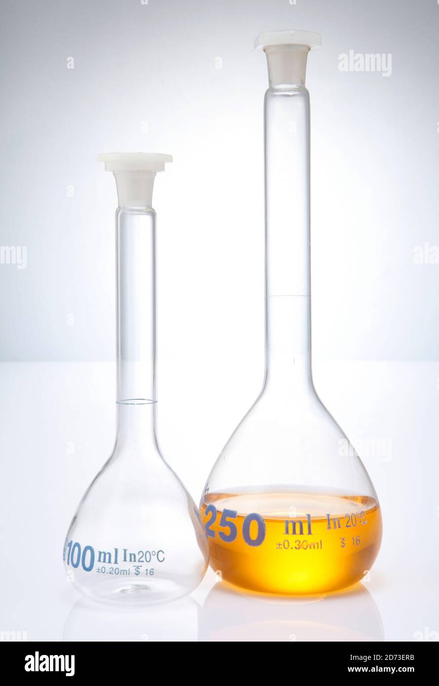 Chemical laboratory flask with liquid- Volumetric Flask Stock Photo - Alamy