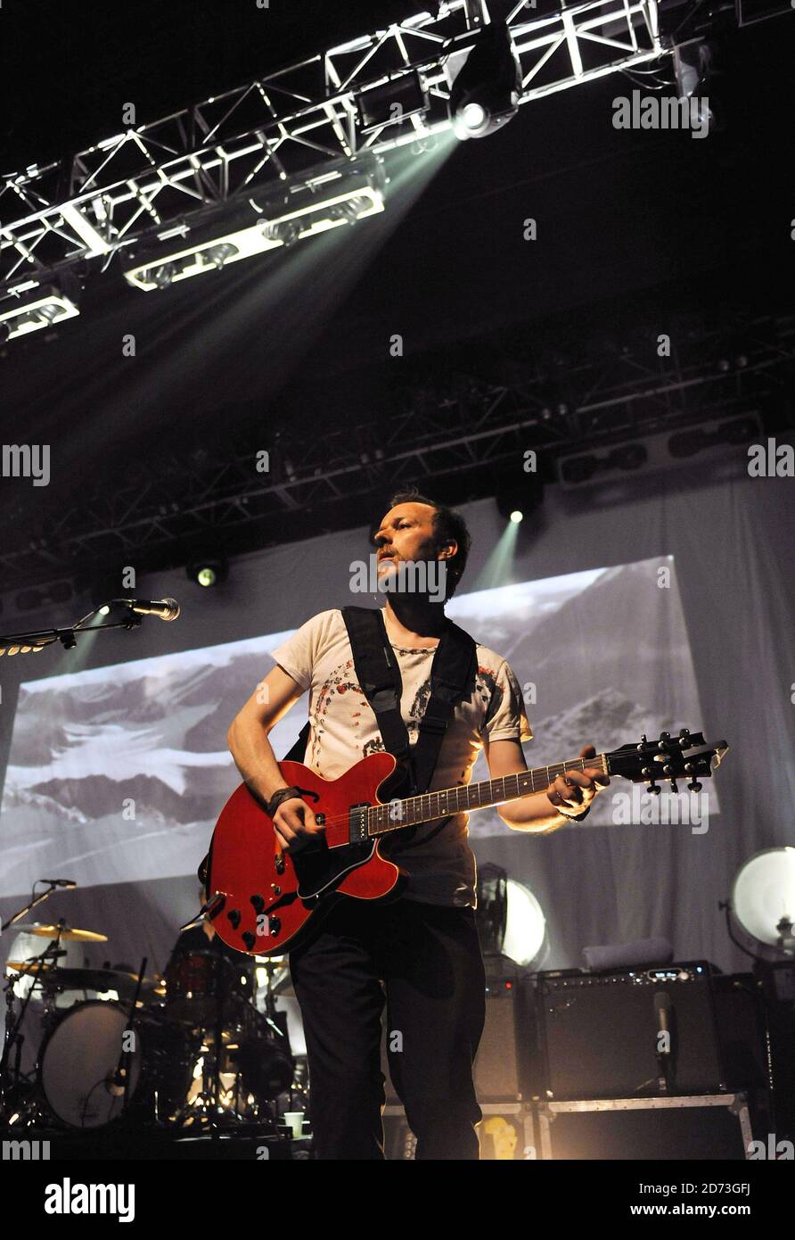 Jez williams doves hi-res stock photography and images - Alamy