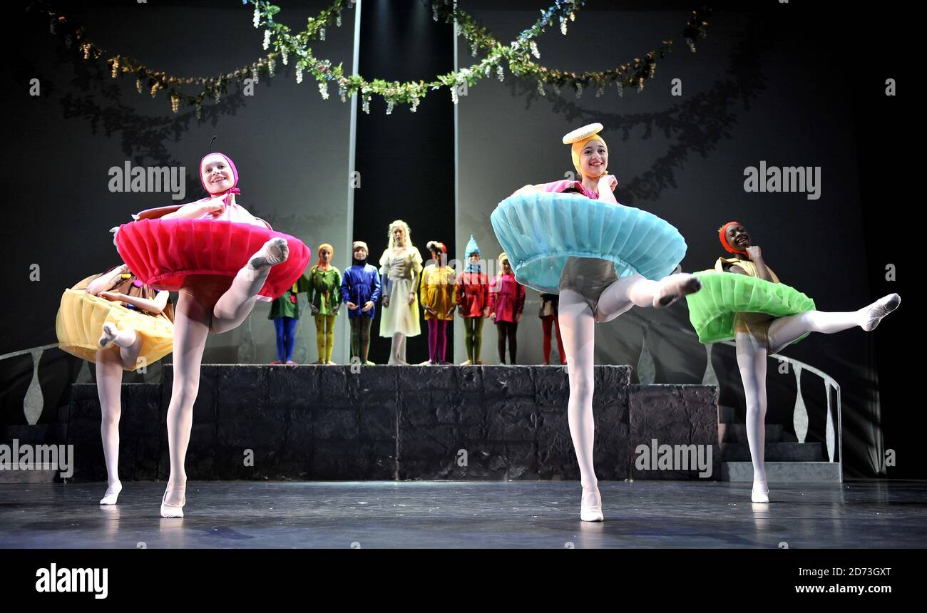 Children from the London Children's Ballet perform Snow White on stage ...