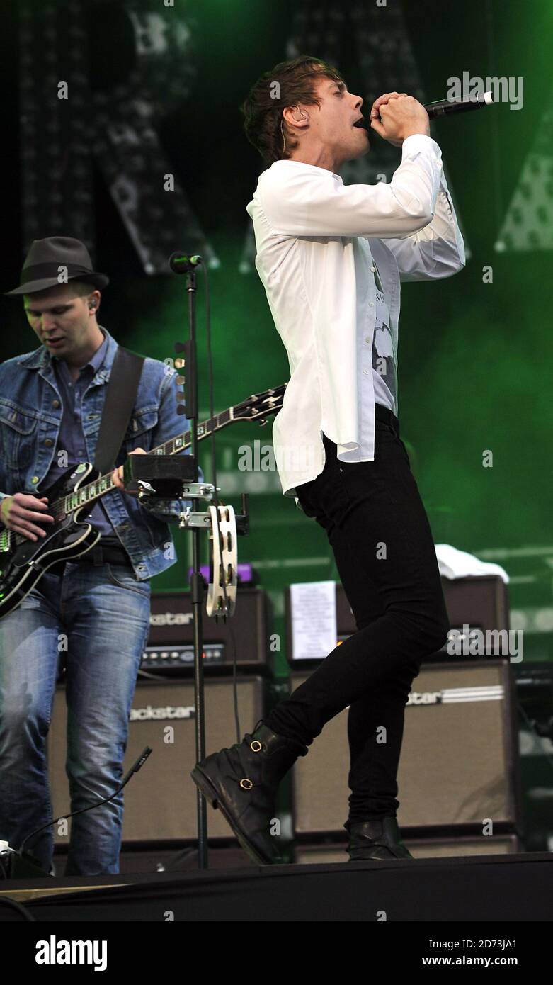 Johnny Borrell or Razorlight performing on the second day of the Isle ...