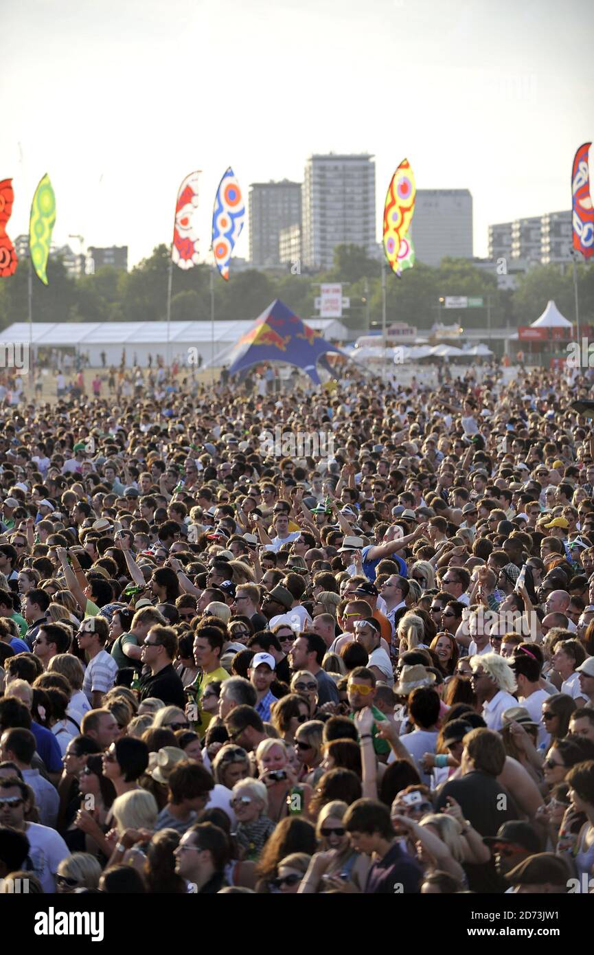 The crowd at the 2009 Wireless Festival in Hyde Park, London Stock ...