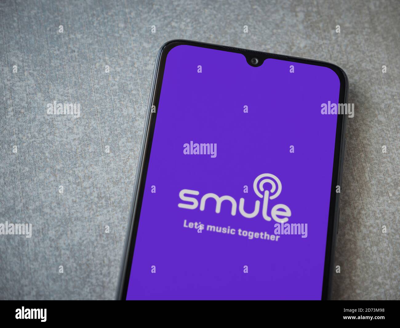 Lod, Israel - July 8, 2020: Smule app launch screen with logo on the ...