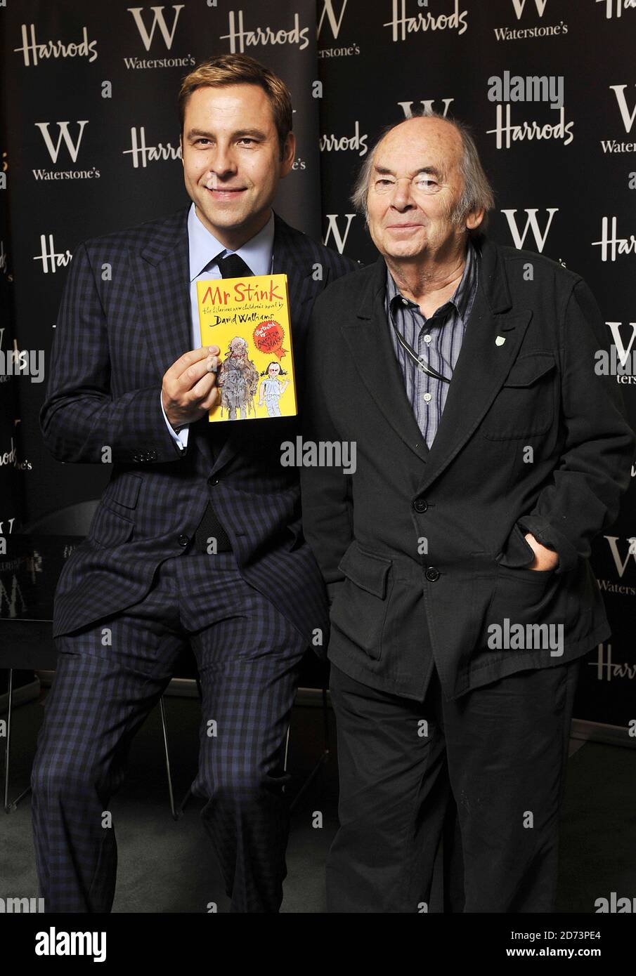 David Walliams (l) and Quentin Blake pose for photographs before ...
