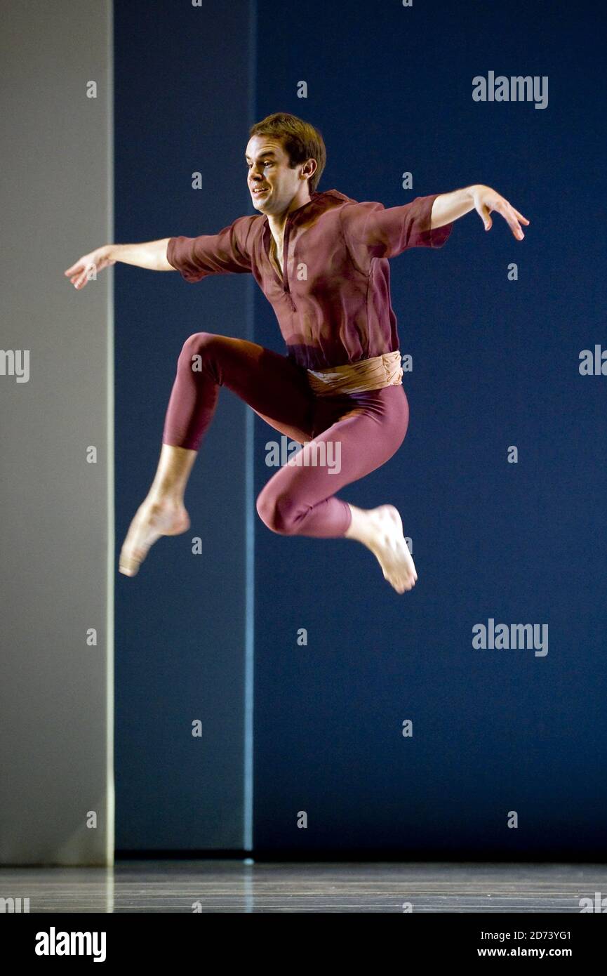 Dancers from the Mark Morris Dance Group perform L'Allegro, Il ...