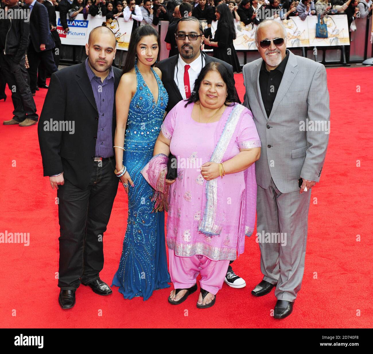 Grewal family hi-res stock photography and images - Alamy