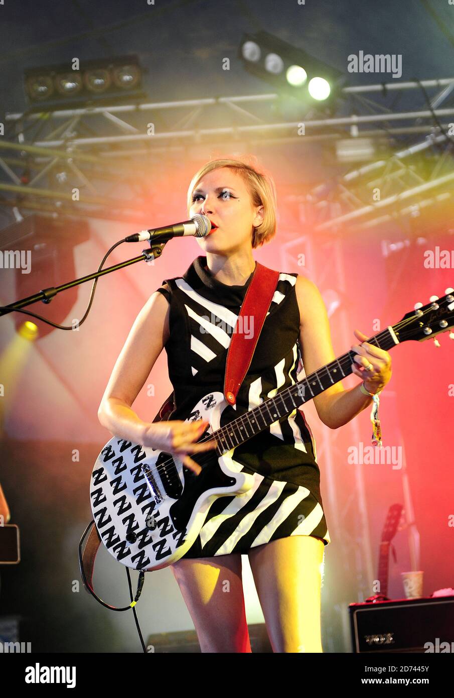 Elizabeth Berg of The Like performing on the second day of the Leeds ...