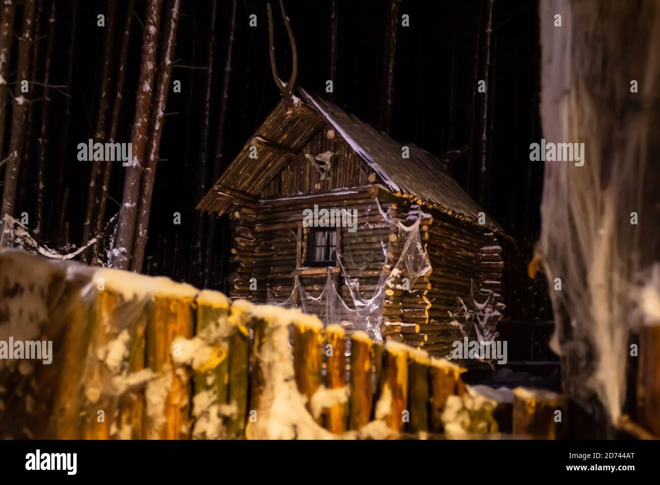 Baba yaga house on chicken legs hi-res stock photography and images - Alamy