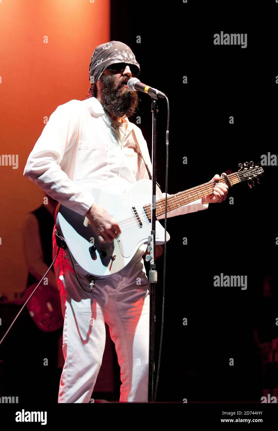 Eels gig hi-res stock photography and images - Alamy
