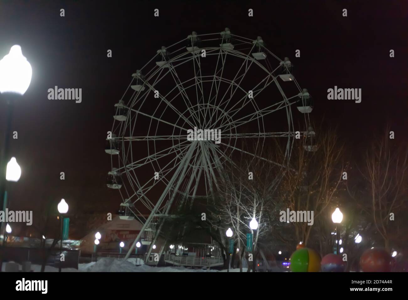 Ferris wheel against night sky hi-res stock photography and images - Alamy