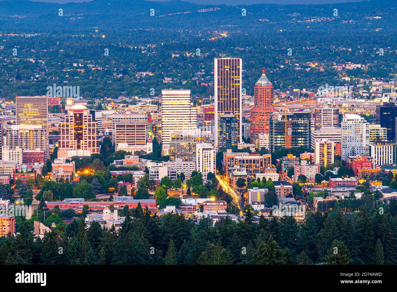 Portland, Oregon, USA downtown cityscape at twilight Stock Photo - Alamy