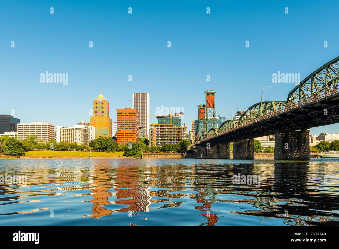 Portland, Oregon, USA skyline on the Willamette River Stock Photo - Alamy