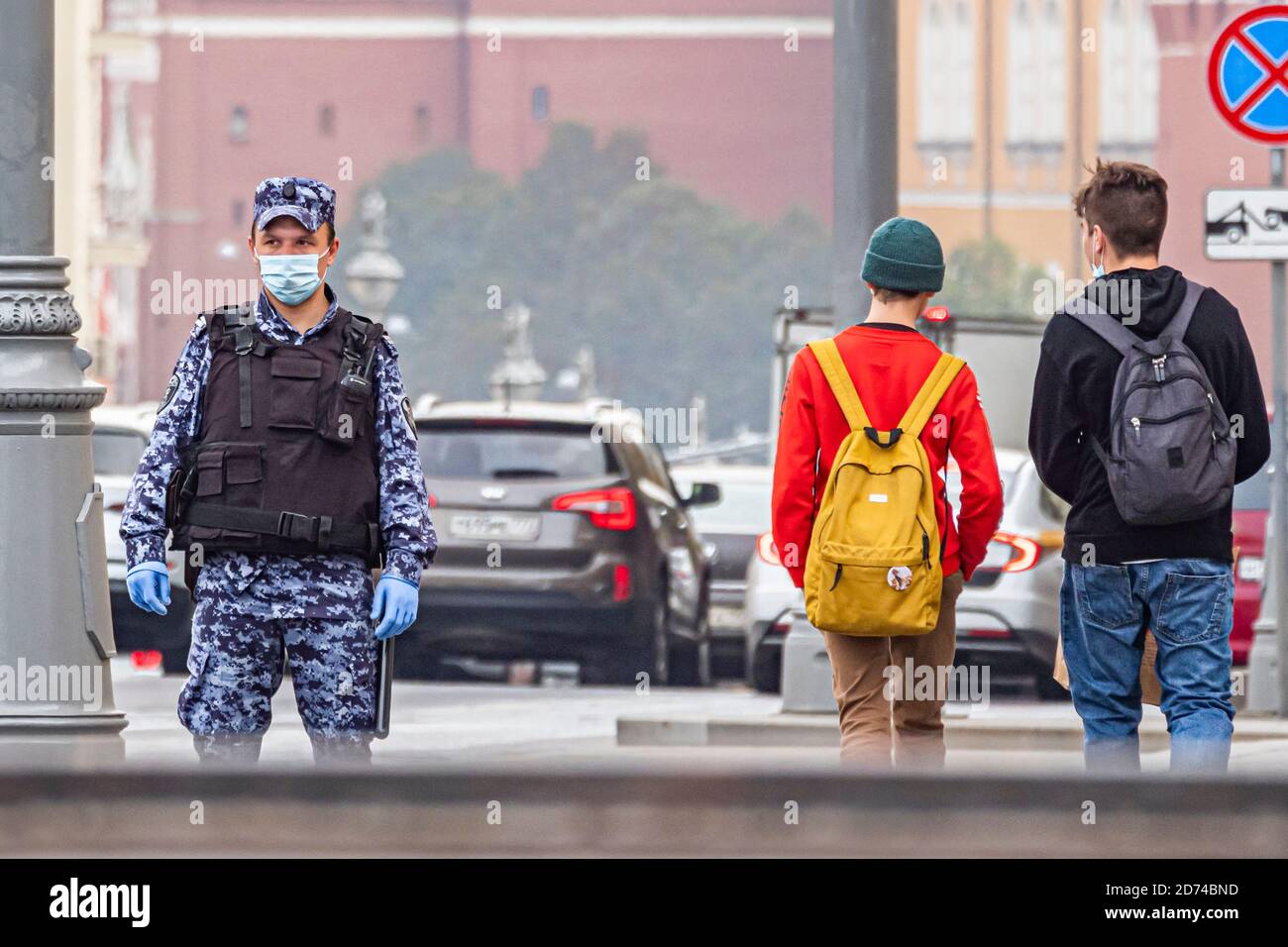 Moscow policeman hi-res stock photography and images - Alamy