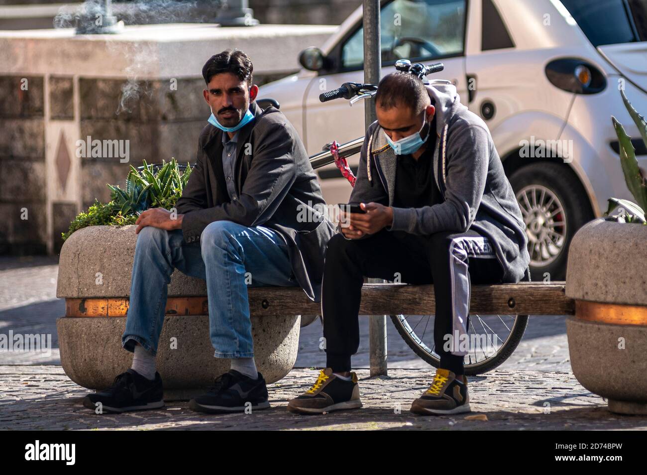 Uniform sitting masks hi-res stock photography and images - Alamy