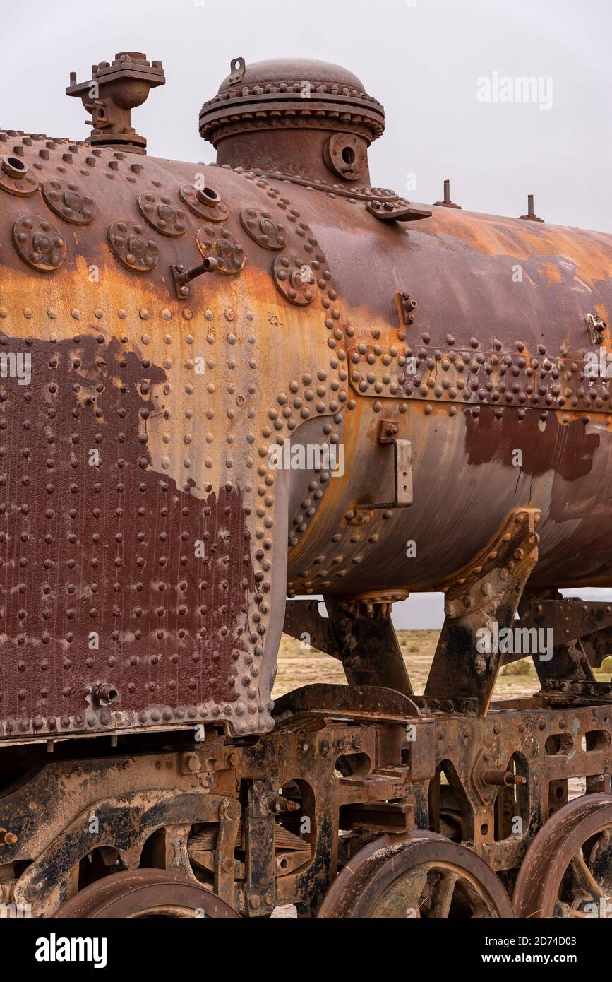Old rusty locomotive abandoned in a train cemetery. Uyuni, Bolivia ...