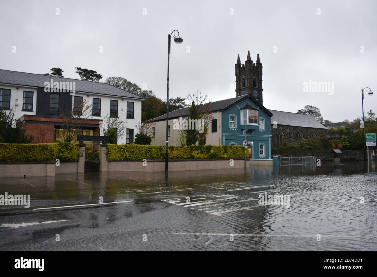 Wolfe Tone Square flooded as the country was warned of yellow warning ...