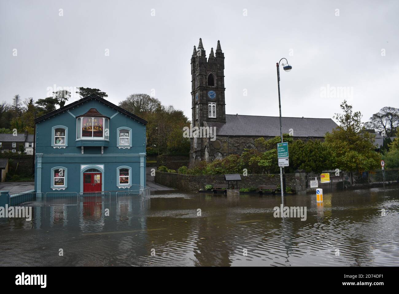 Wolfe Tone Square flooded as the country was warned of yellow warning ...