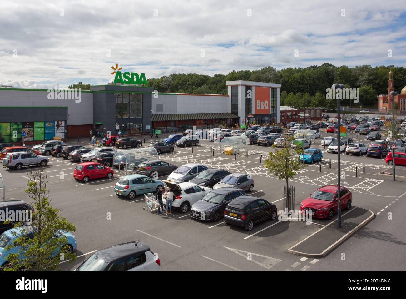 Mayfields Retail Park, Redditch Stock Photo - Alamy