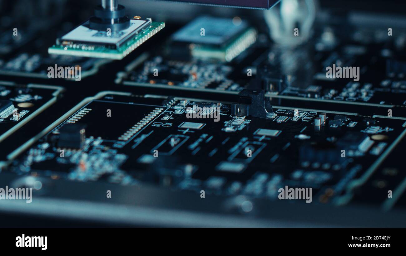 Pick and place pcb hi-res stock photography and images - Alamy
