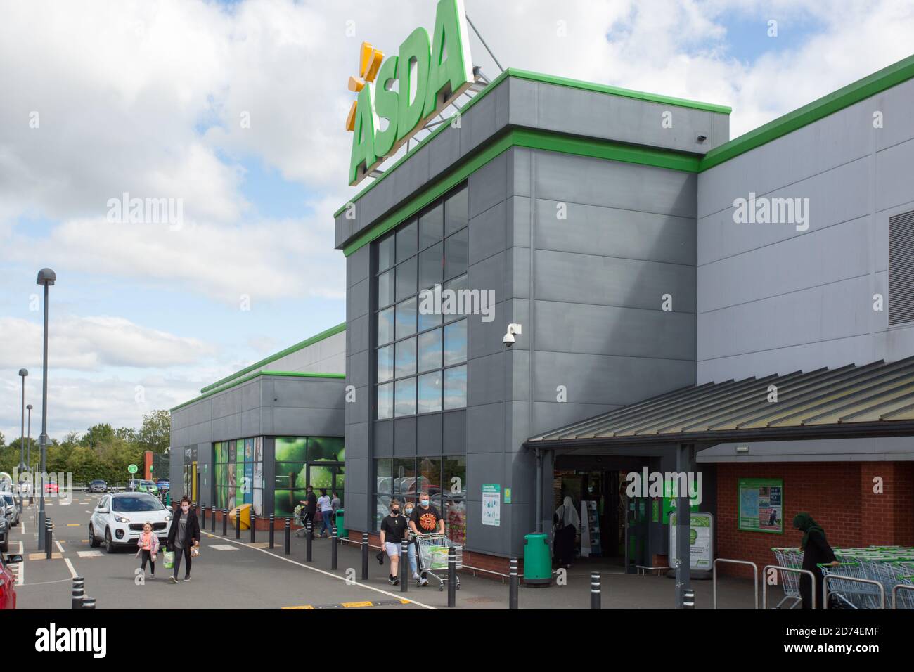 Mayfields Retail Park, Redditch Stock Photo - Alamy