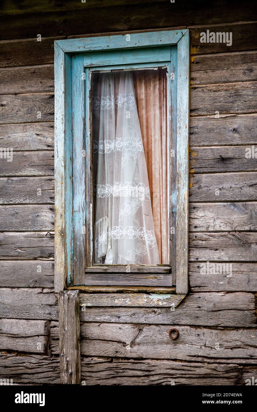 Frames view of beautiful countryside hi-res stock photography and ...