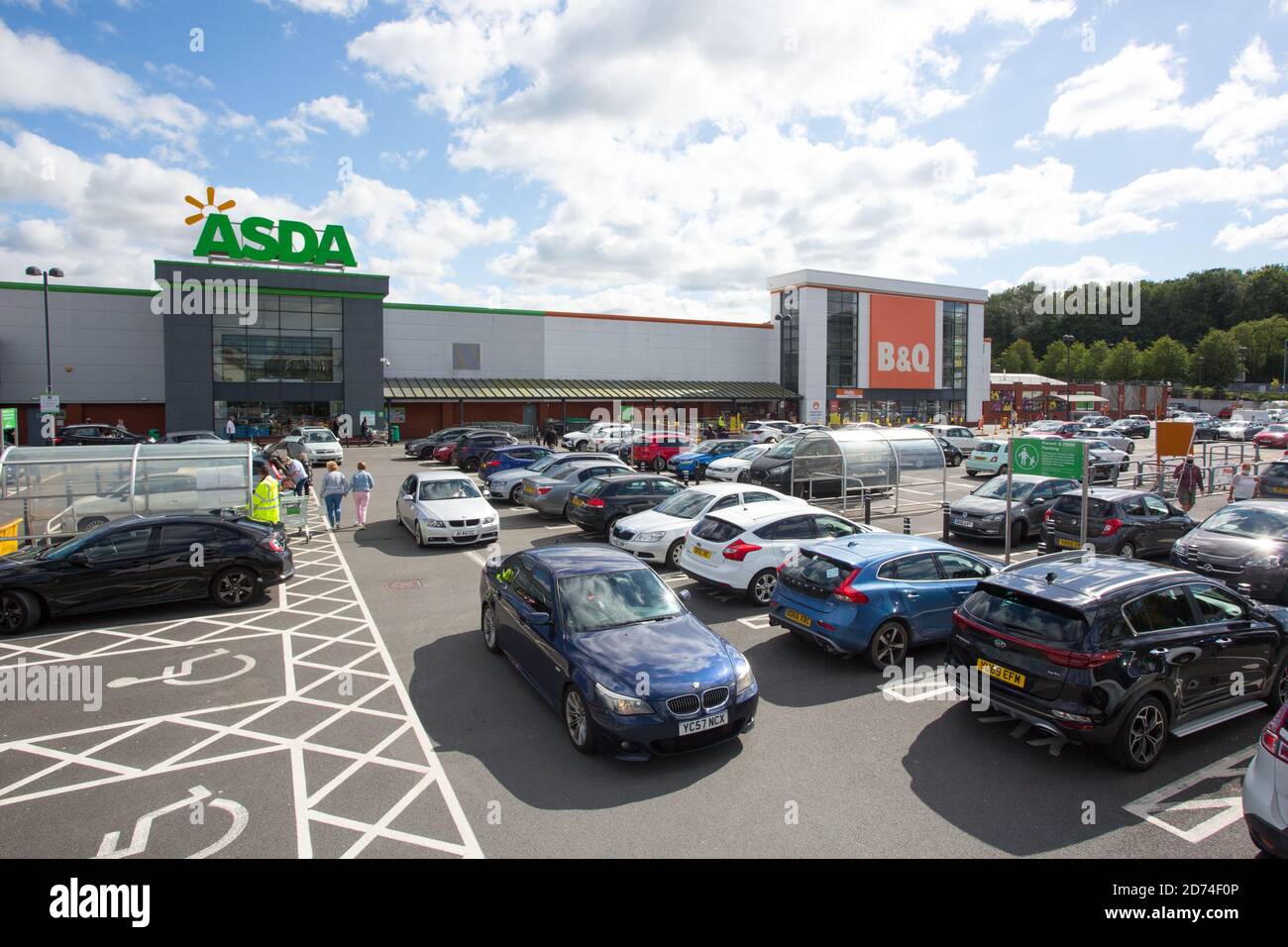 Mayfields Retail Park, Redditch Stock Photo - Alamy