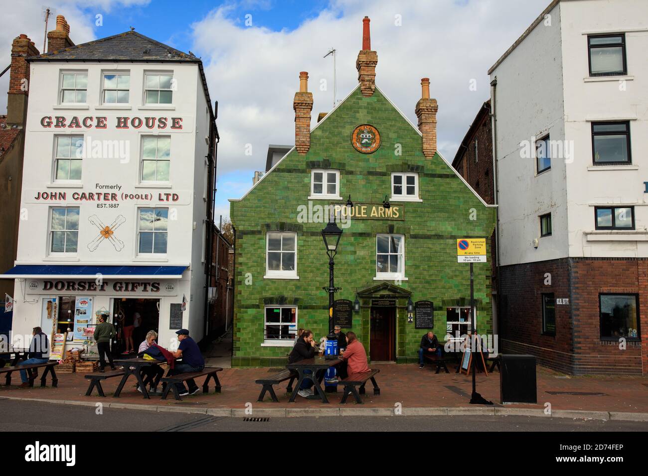 Poole Arms pub, Poole Quay, Poole, Dorset Stock Photo - Alamy