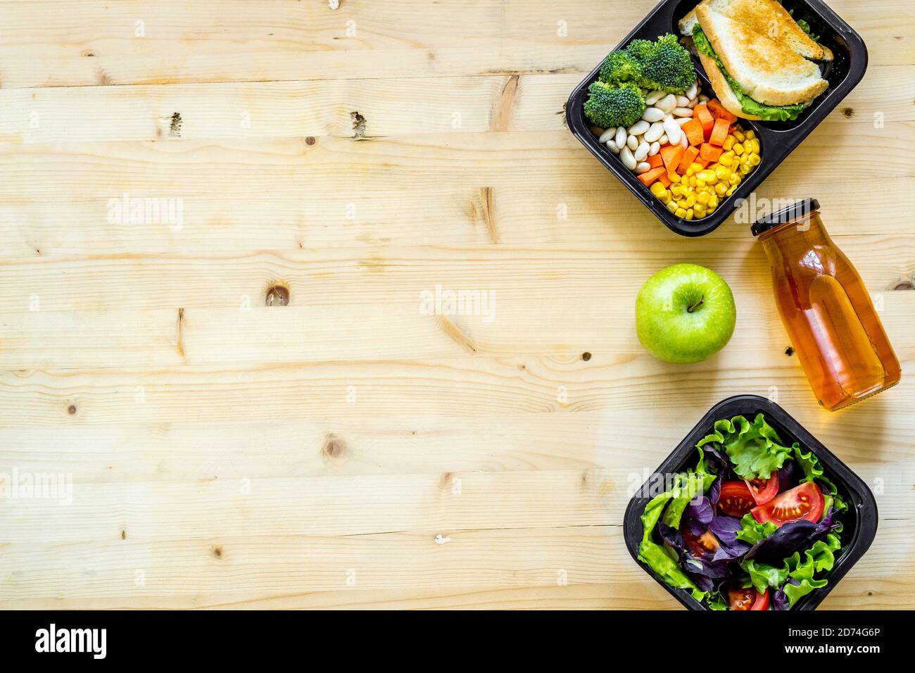 Restaurant food delivery. Take away lunch in boxes Stock Photo - Alamy