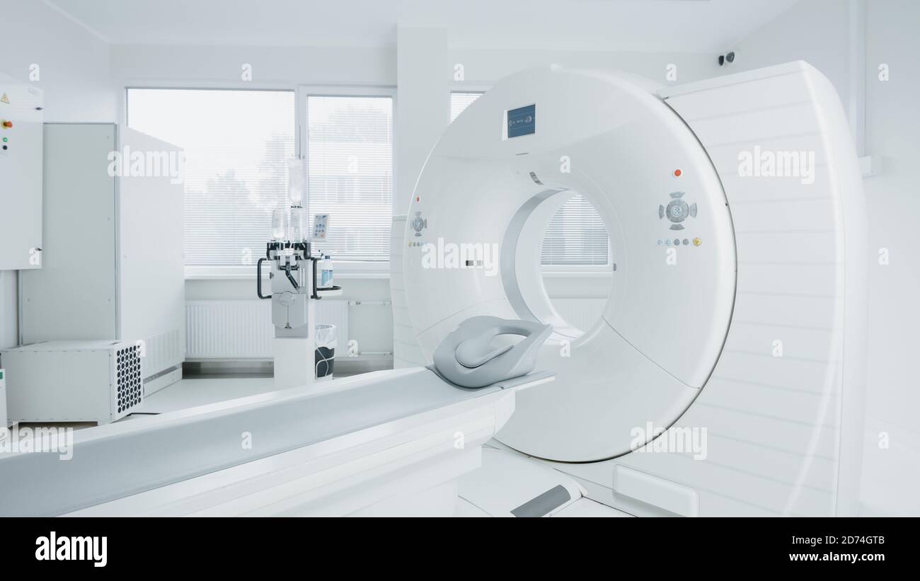 Pet scan machine hi-res stock photography and images - Alamy