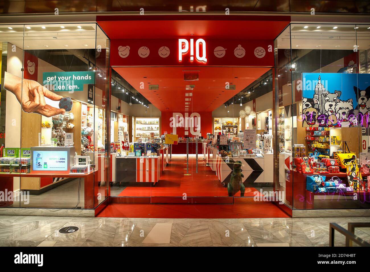 PIQ logo and store seen in Hudson Yards Stock Photo - Alamy