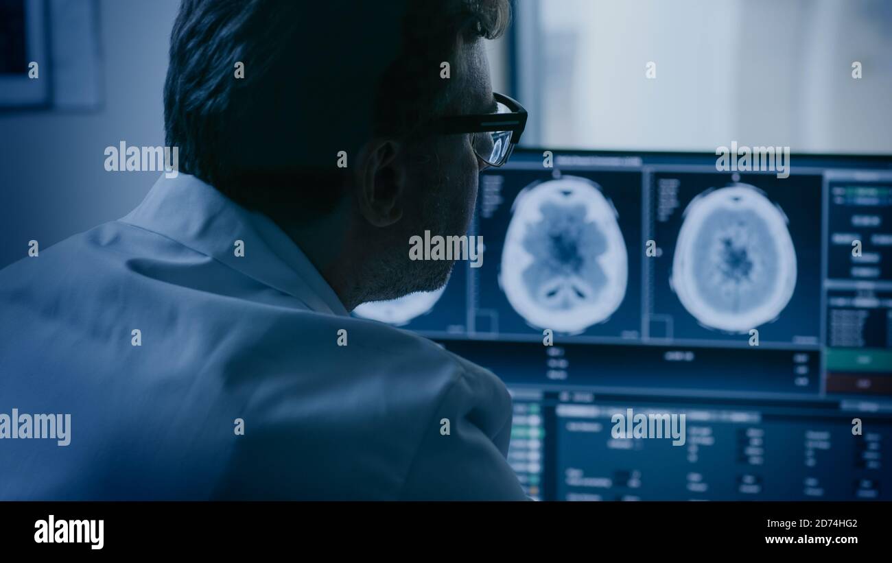 Laboratory supervision hi-res stock photography and images - Alamy