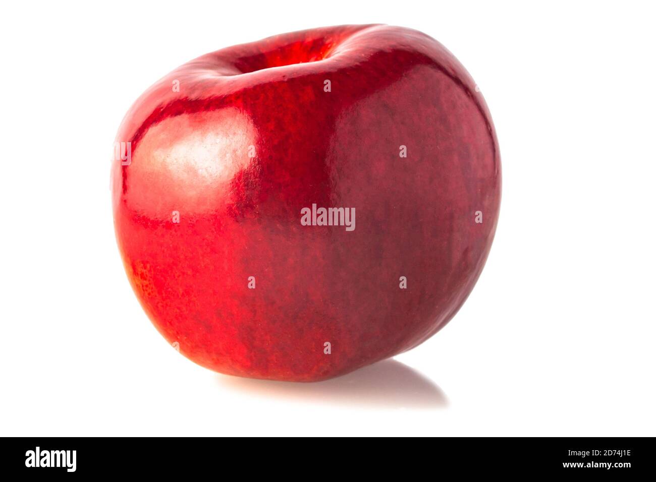 Fresh red apple isolated Stock Photo - Alamy