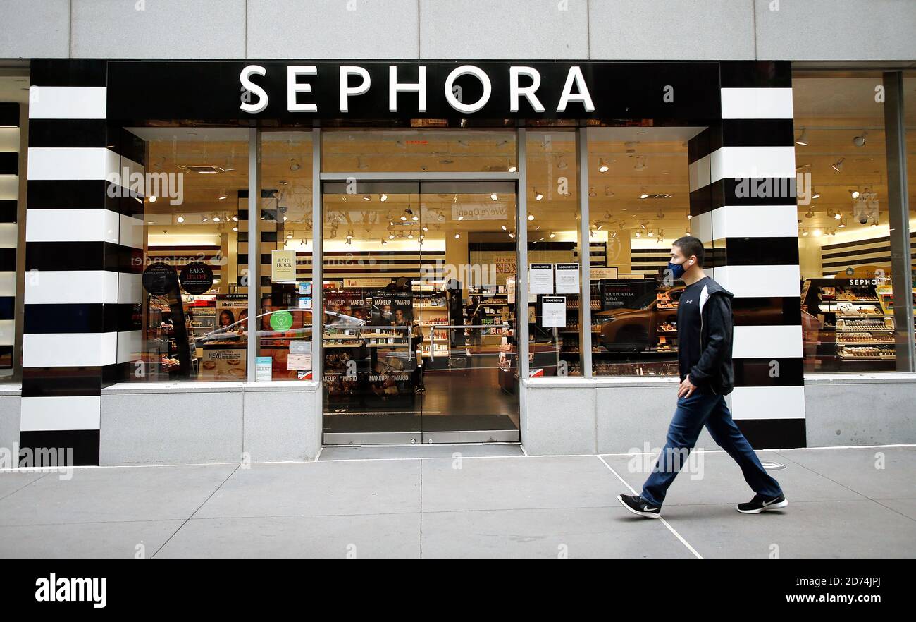 Sephora Cosmetics Logo