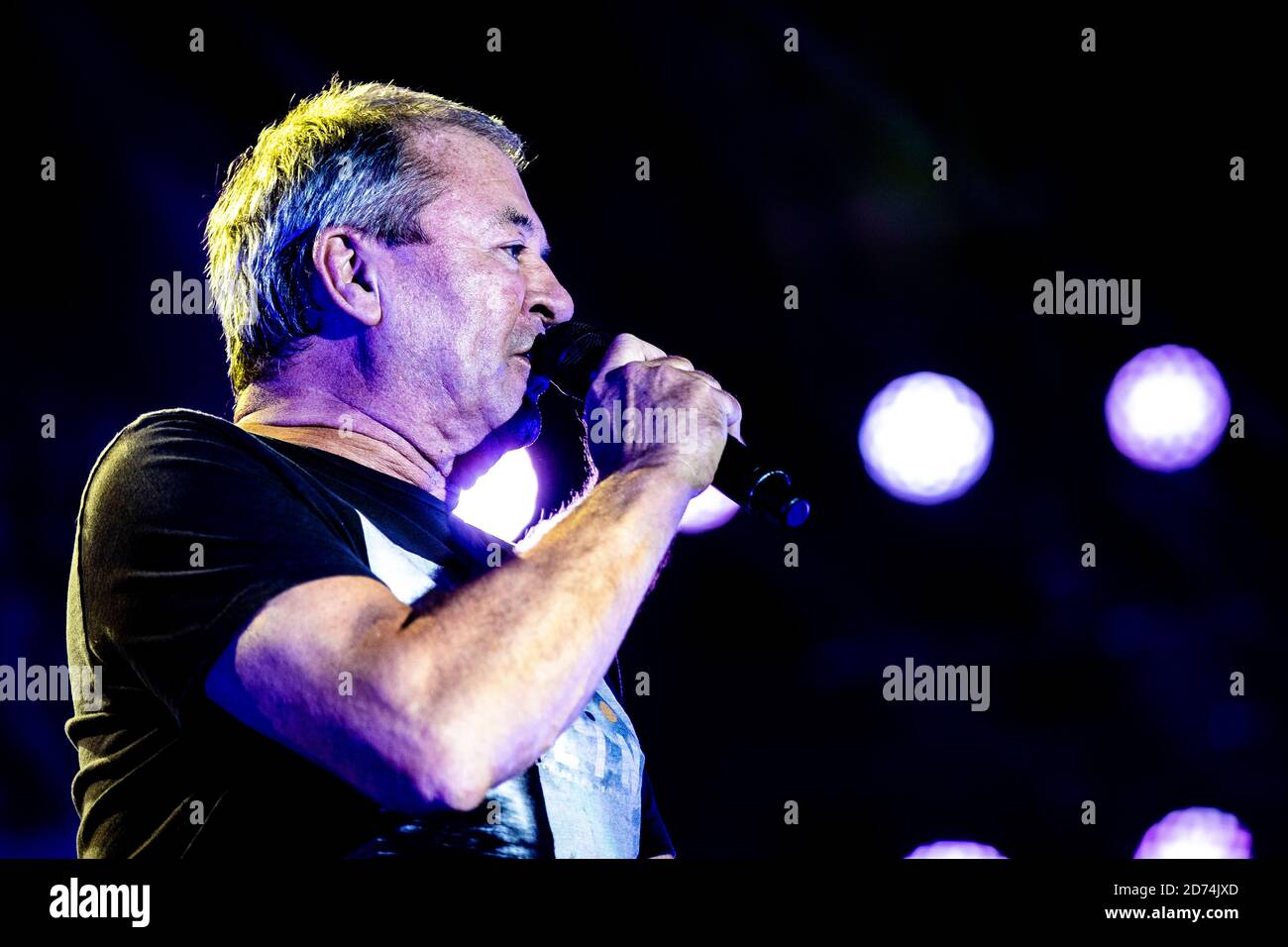 Copenhagen, Denmark. 13th, November 2017. The English rock band Deep ...