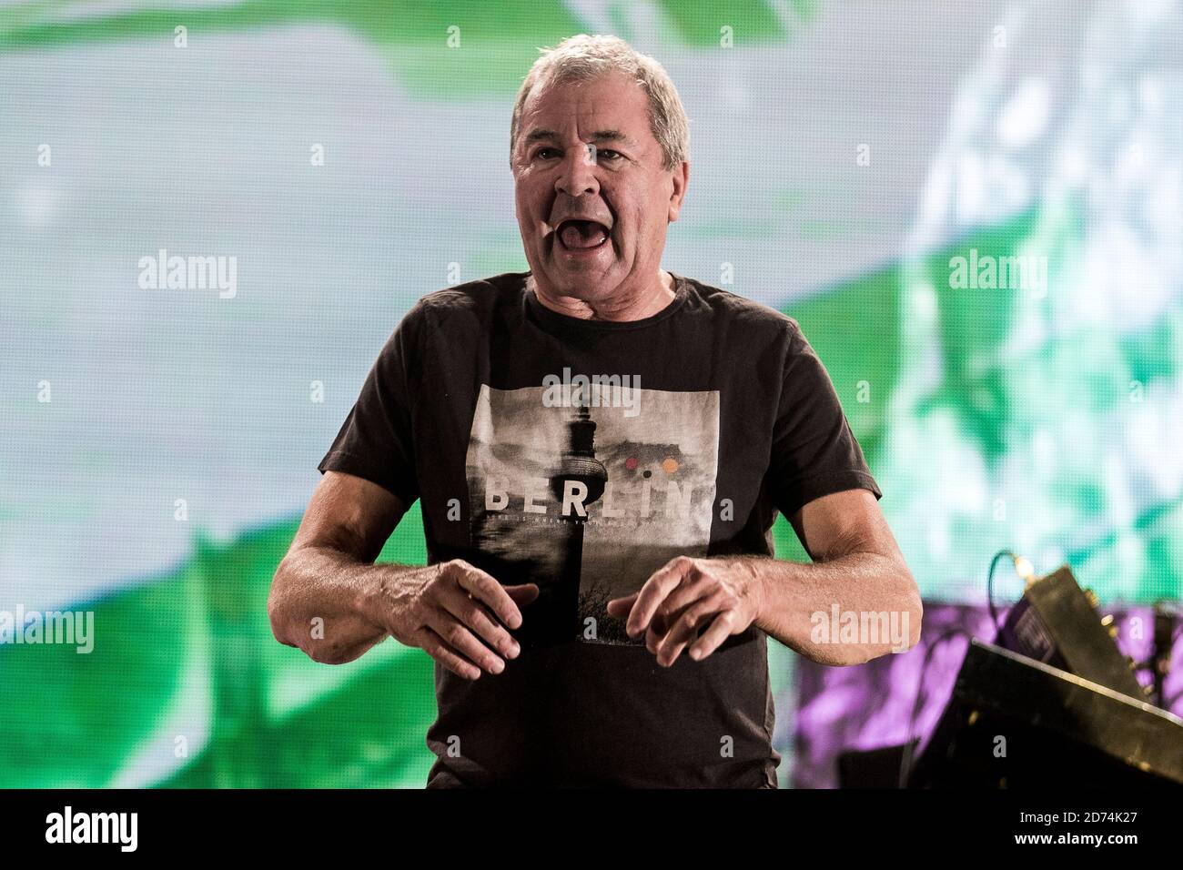 Copenhagen, Denmark. 13th, November 2017. The English rock band Deep ...