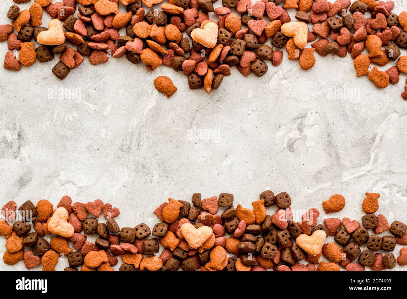 Pet food and cat treats, overhead view Stock Photo - Alamy