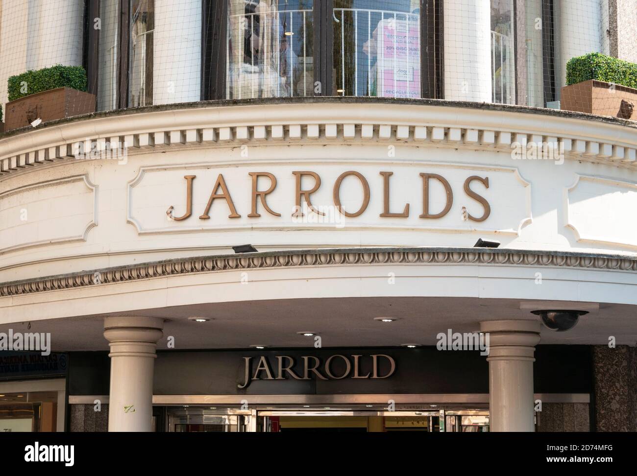 Norwich city shop hi-res stock photography and images - Alamy