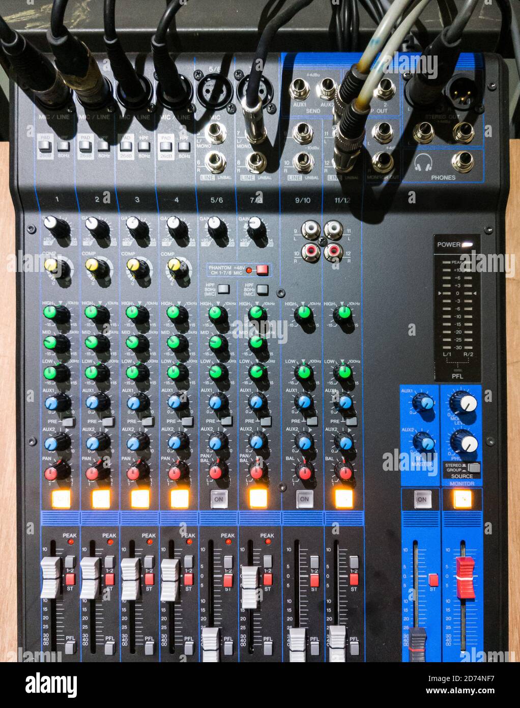 Compact mixing control with the multiple cord for use in the small ...