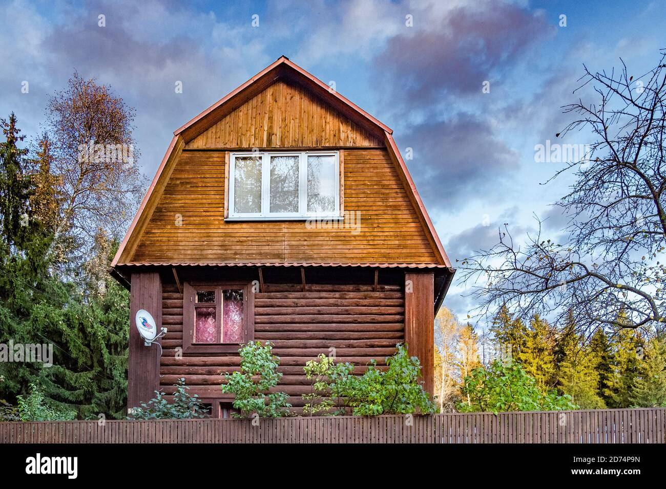Russia, Moscow Region. A countryside house Stock Photo - Alamy