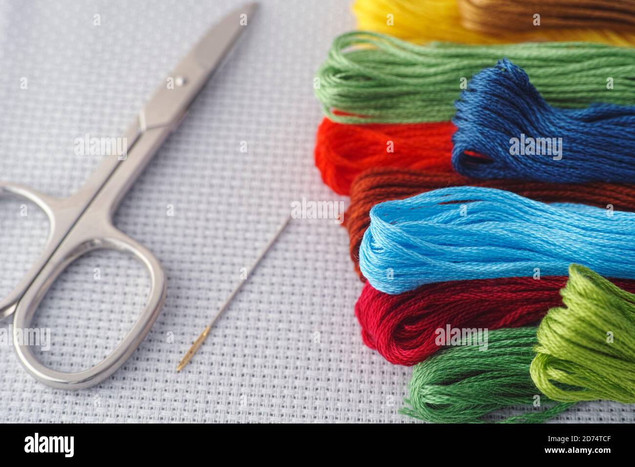 Cross stitch needle hi-res stock photography and images - Alamy