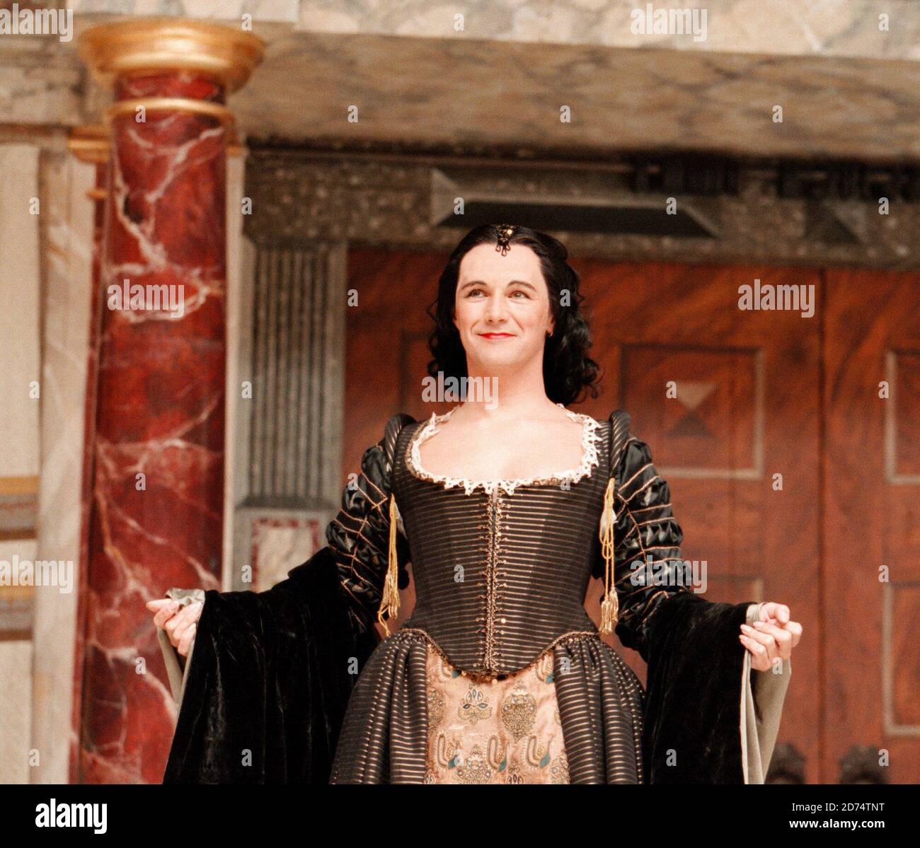 Mark Rylance (Cleopatra) in ANTONY AND CLEOPATRA by Shakespeare at Shakespeare's Globe, Bankside ...