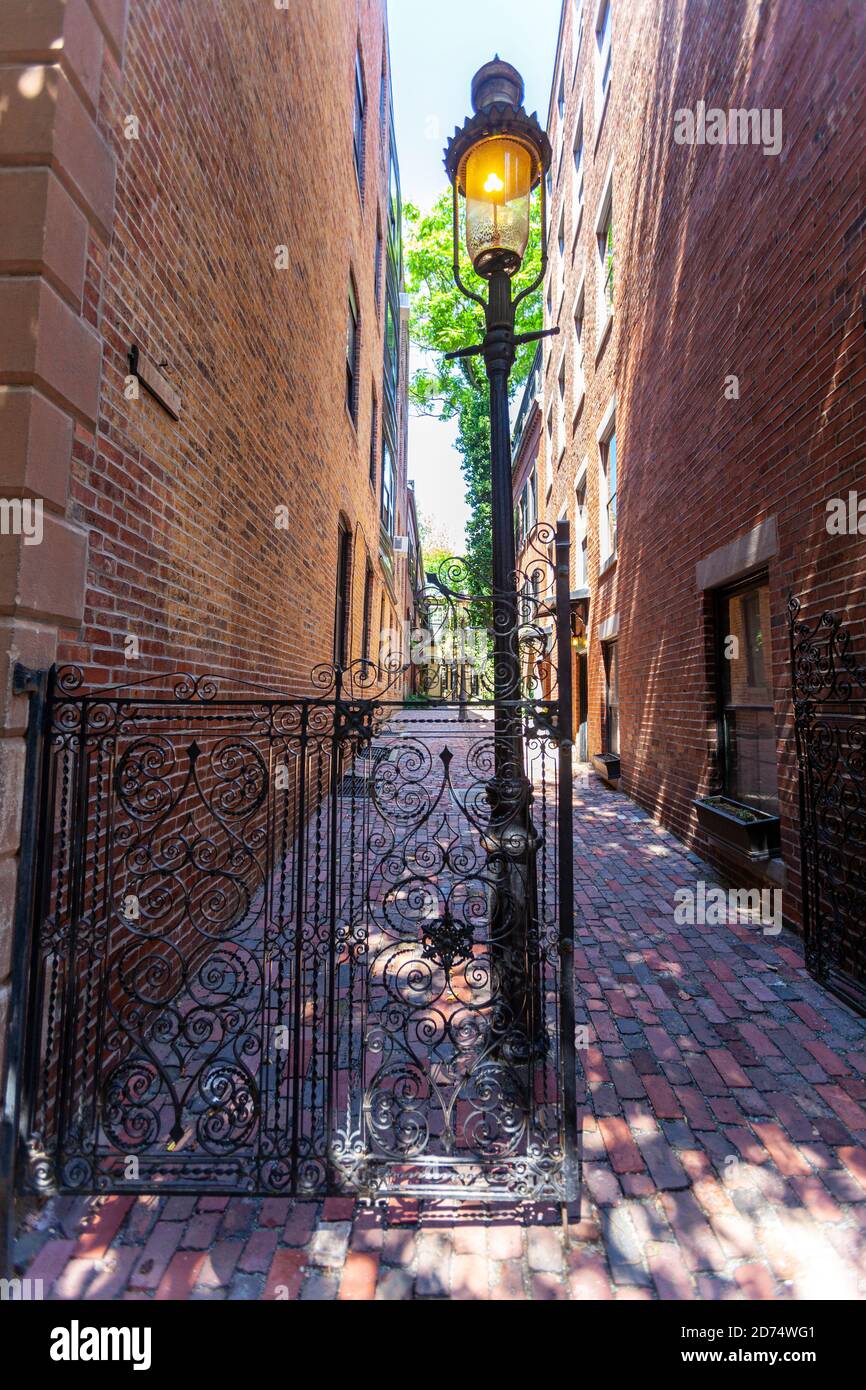 Bellingham Place, Narrow brick lane in Beacon Hill, historic ...