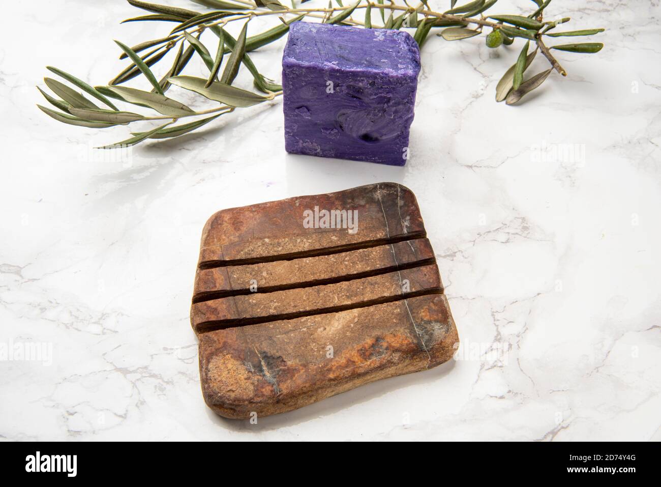 Soap bar hand hi-res stock photography and images - Alamy