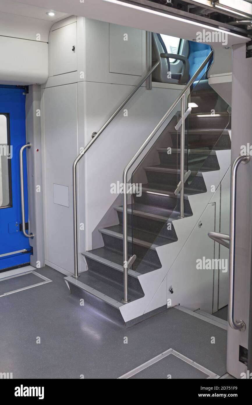 Clean stairs hi-res stock photography and images - Alamy