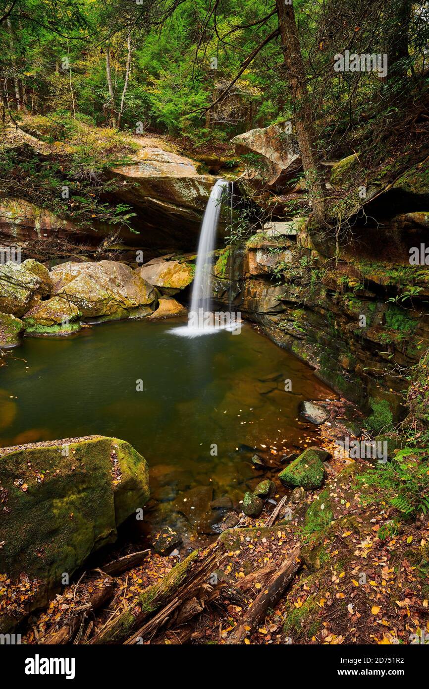 Gray brook falls hi-res stock photography and images - Alamy