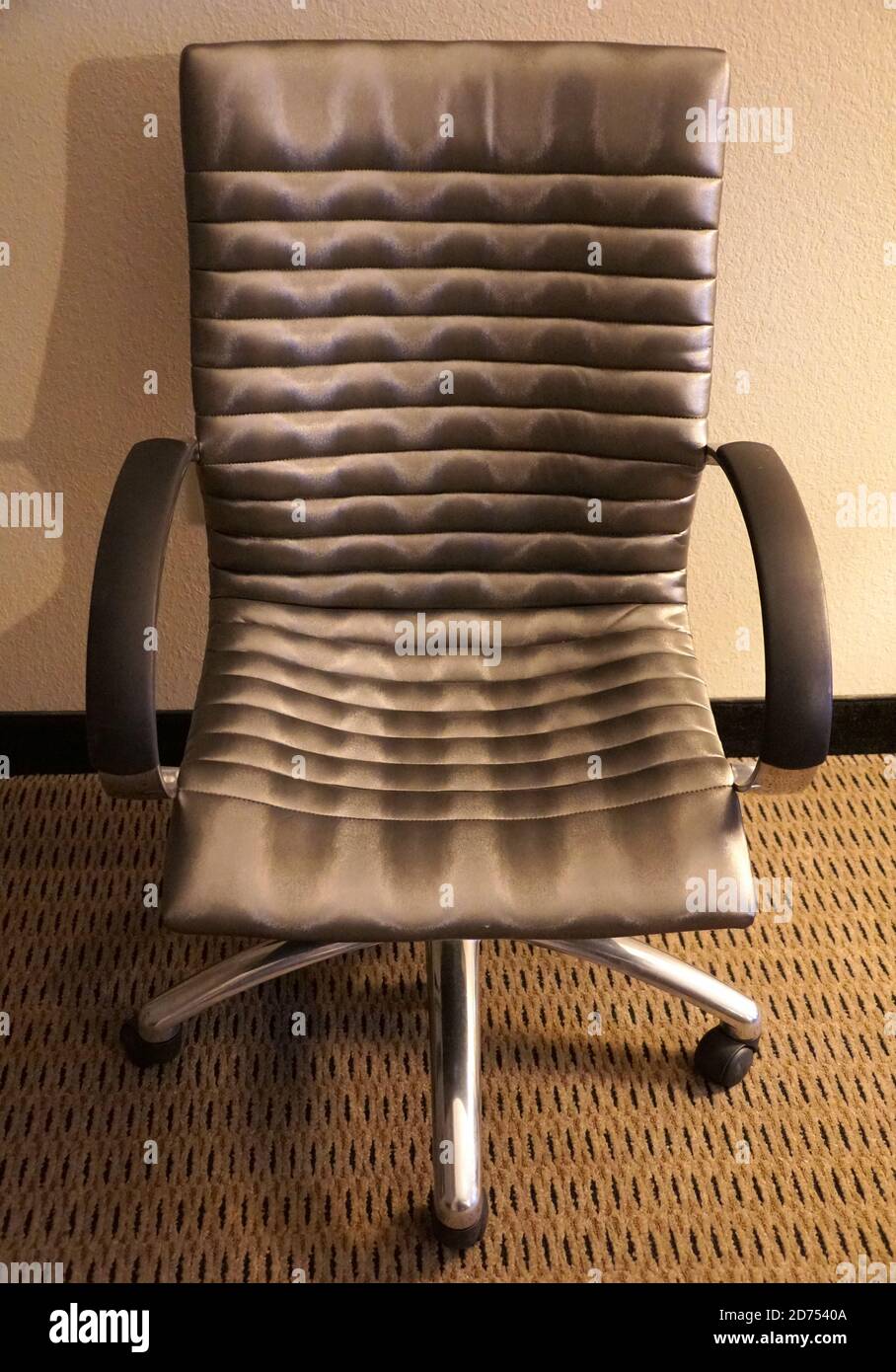 Silver office chair hi-res stock photography and images - Alamy