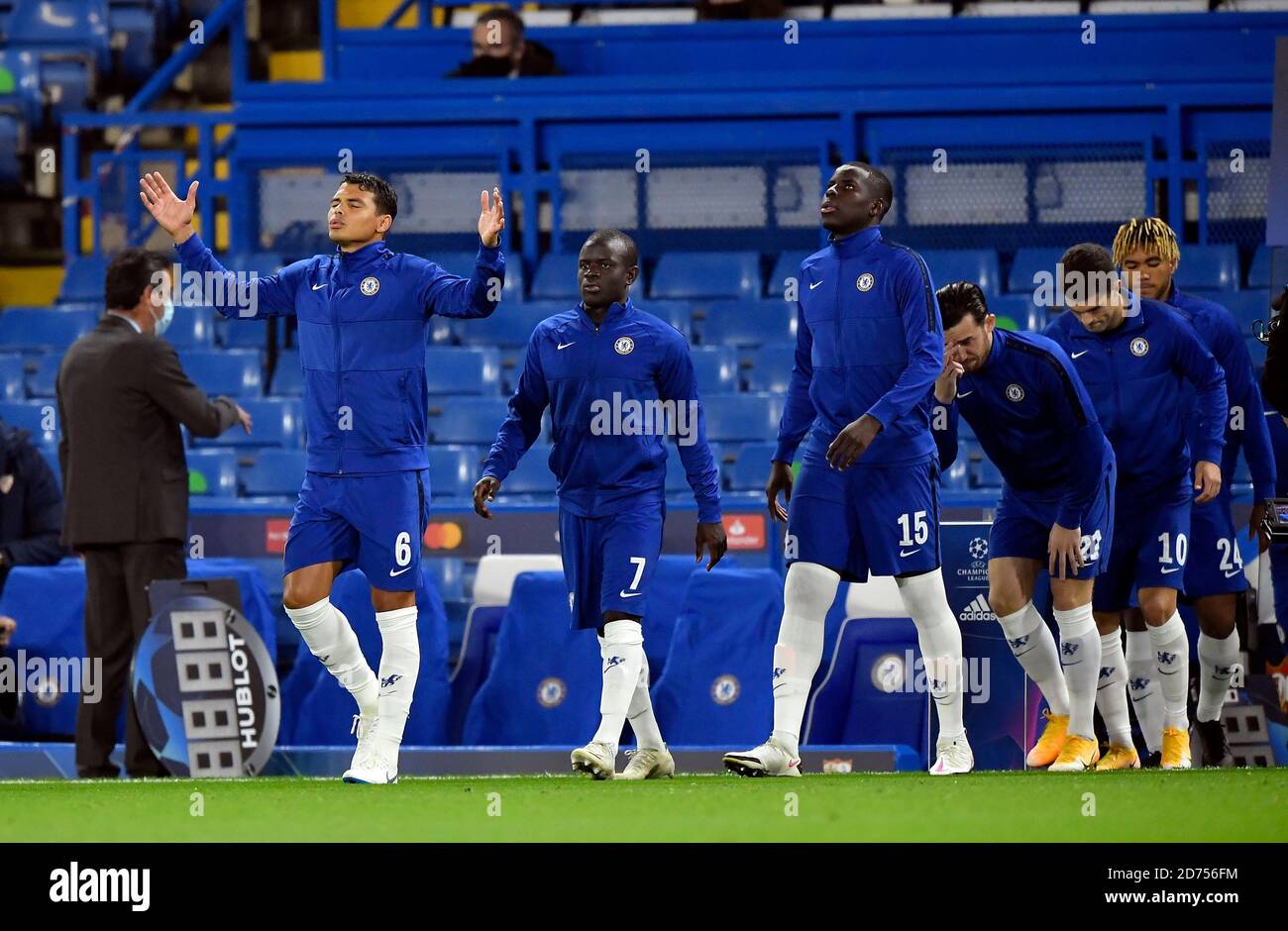 Chelsea's Thiago Silva (left) walks out with his team-mates before the ...