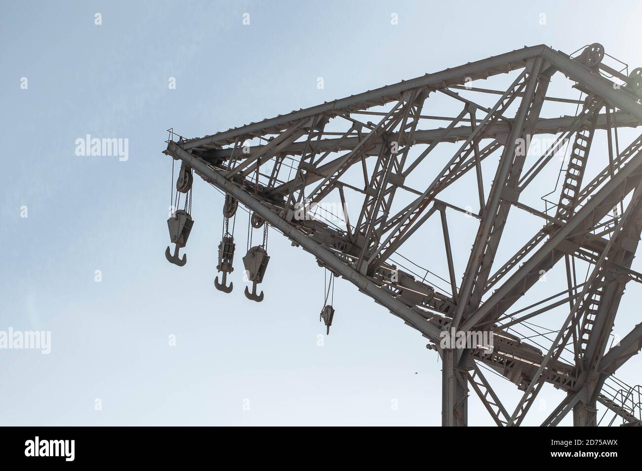 Old iron structure hi-res stock photography and images - Alamy