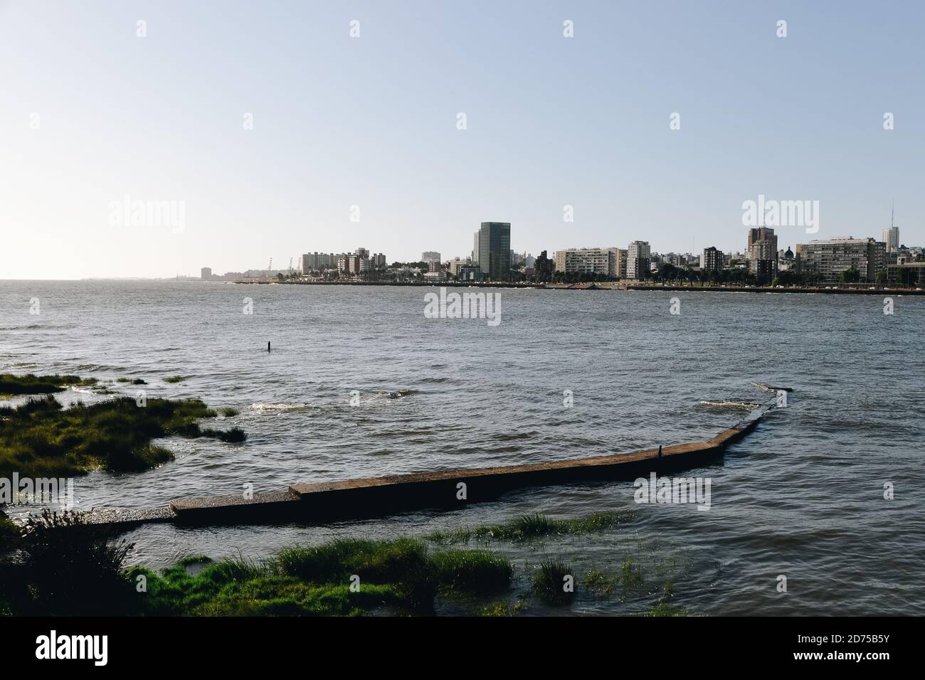 Uruguay montevideo city bay view hi-res stock photography and images ...