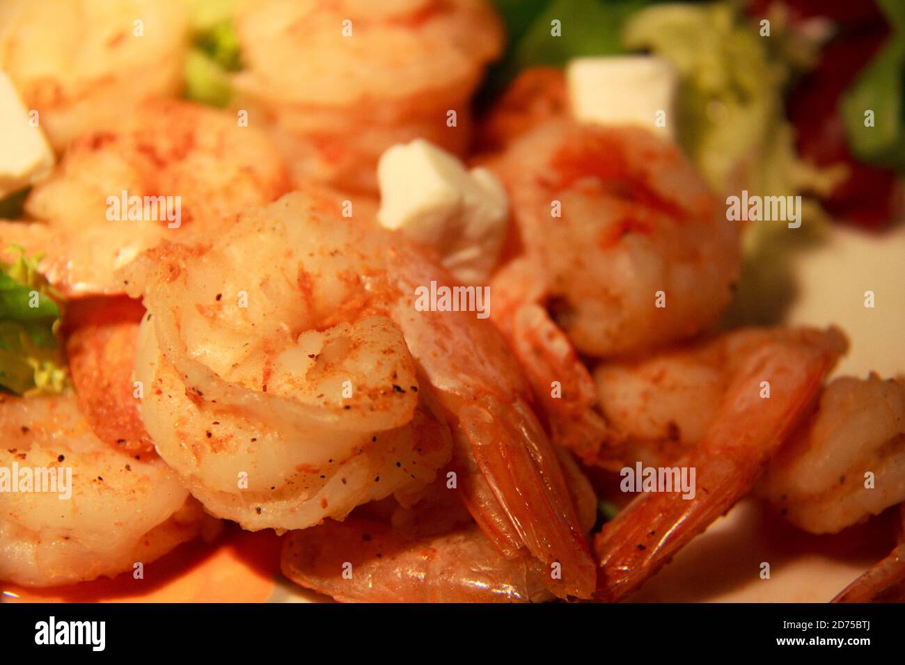 Shrimps in a plate hi-res stock photography and images - Alamy